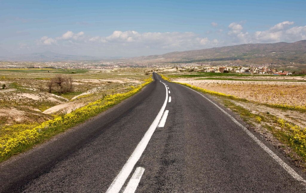 Via interurbana, què és i quins tipus existeixen | RACC Start